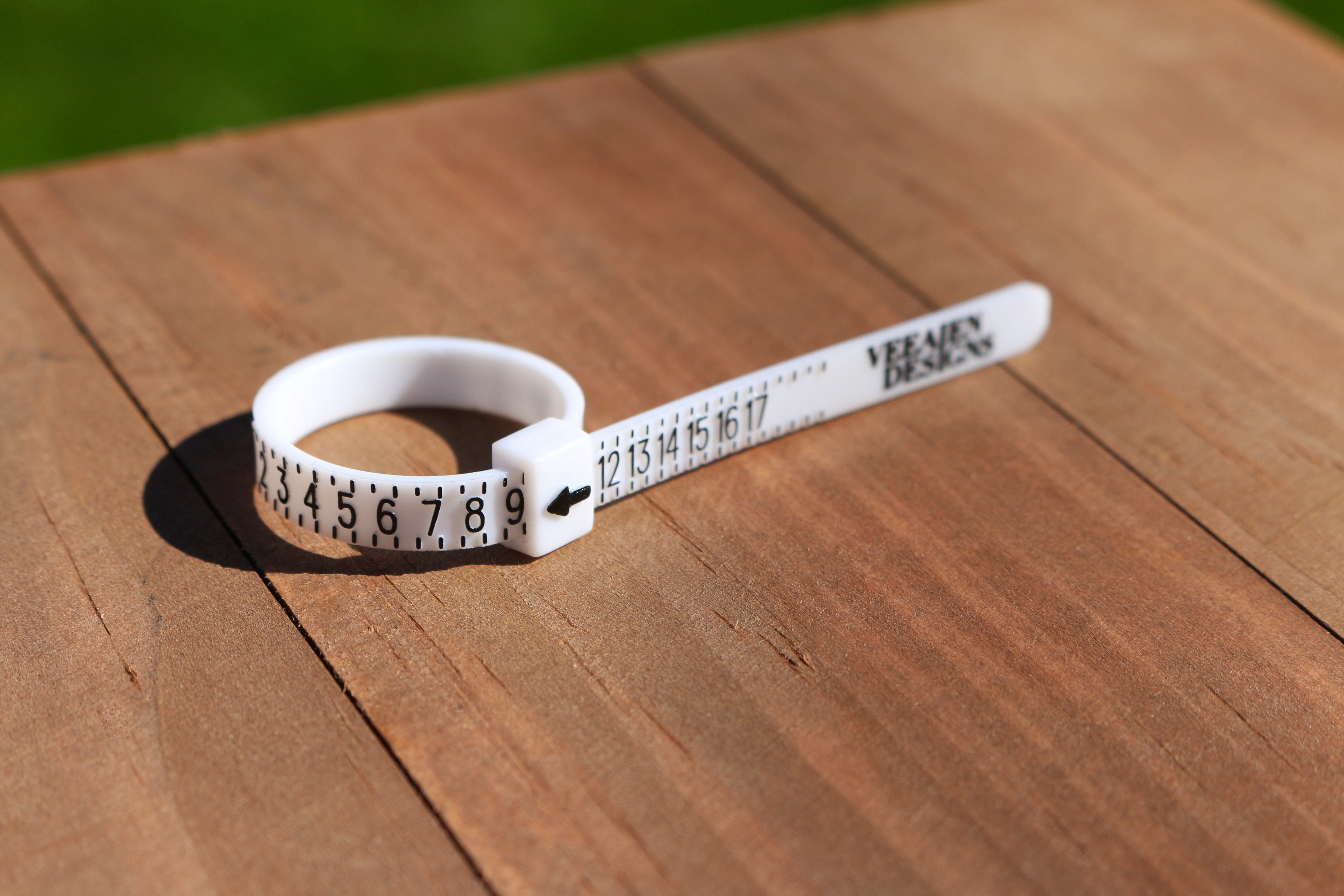 FREE Reusable Ring Sizer | Find Your Ring Size | Ring Sizing Tool ...