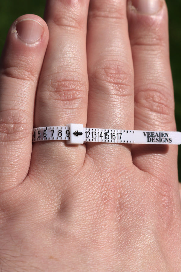 FREE Reusable Ring Sizer | Find Your Ring Size | Ring Sizing Tool ...