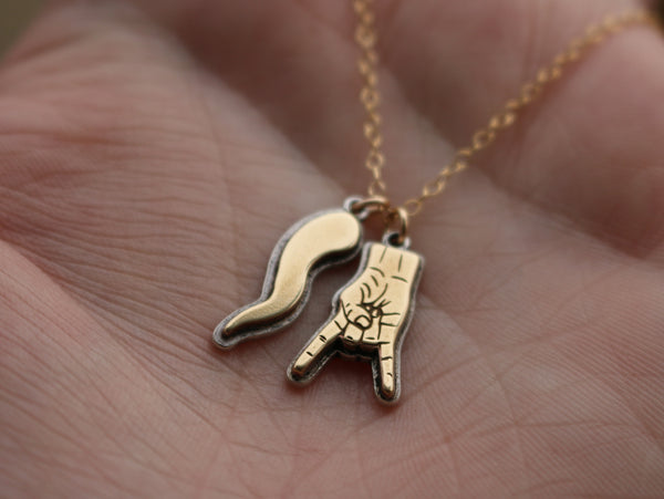 Mano Cornuto Cornicello Necklace | Italian Good Luck Necklace - Veeaien ...