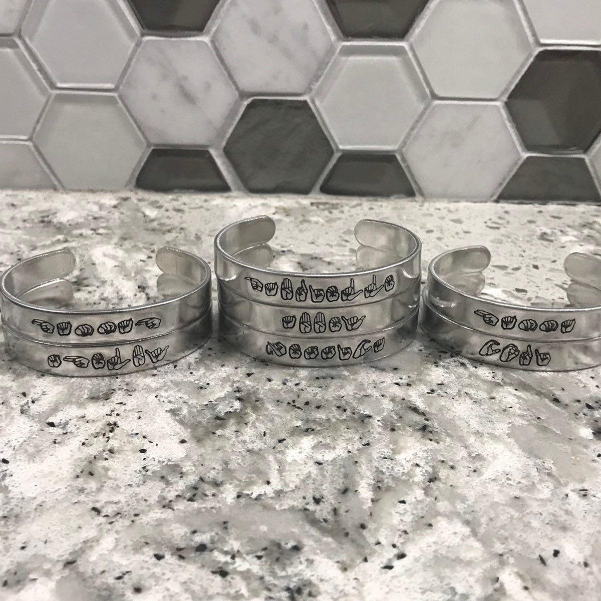 ASL Name Bangle Bracelet | American Sign Language Jewelry - Veeaien Designs