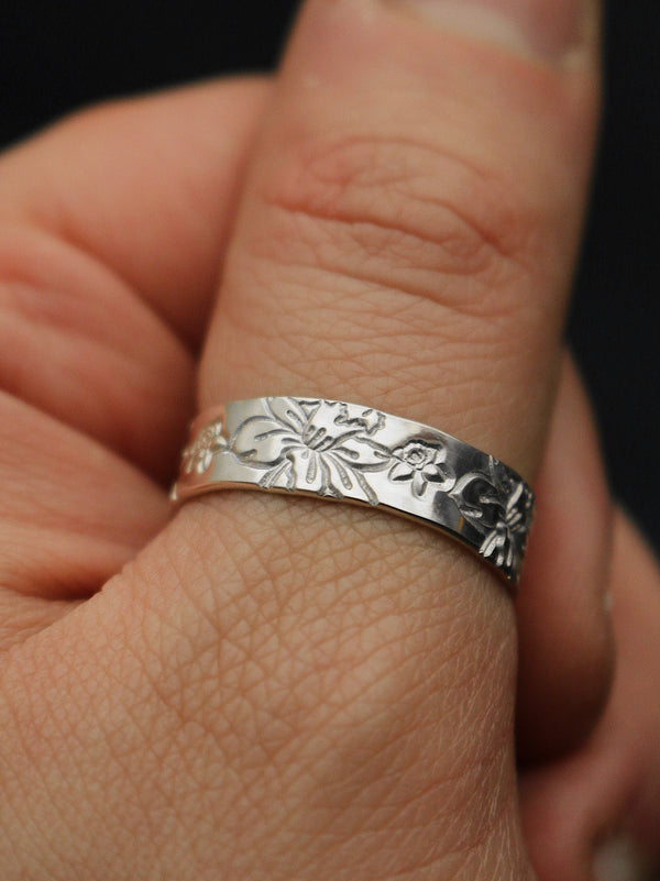 Birth Flower Rings | Birth Month Flower Ring - Veeaien Designs